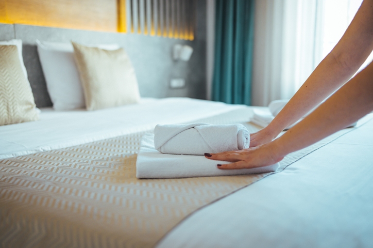 Commercial Cleaning Services Bracknell, Berkshire | Leading Stars